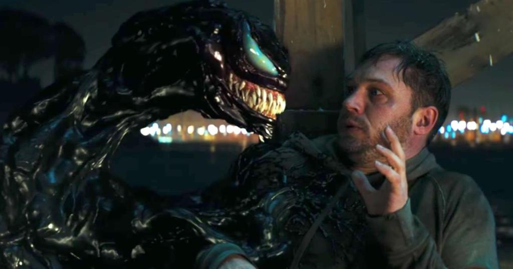 Venom ovvero Tom Hardy che mangia pepite di pollo ancora surgelate ...